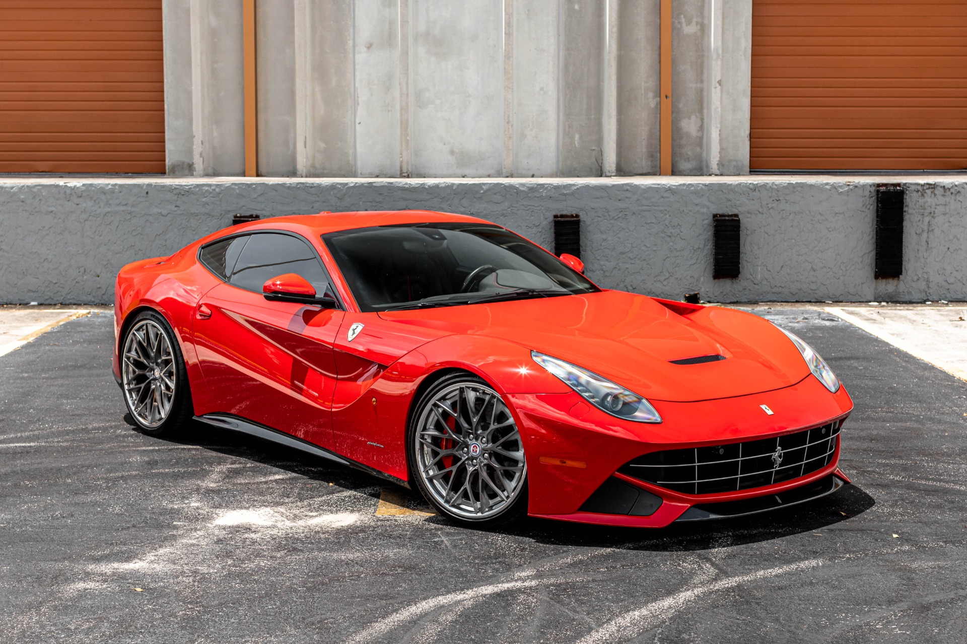Ferrari F12 Berlinetta Matte Red