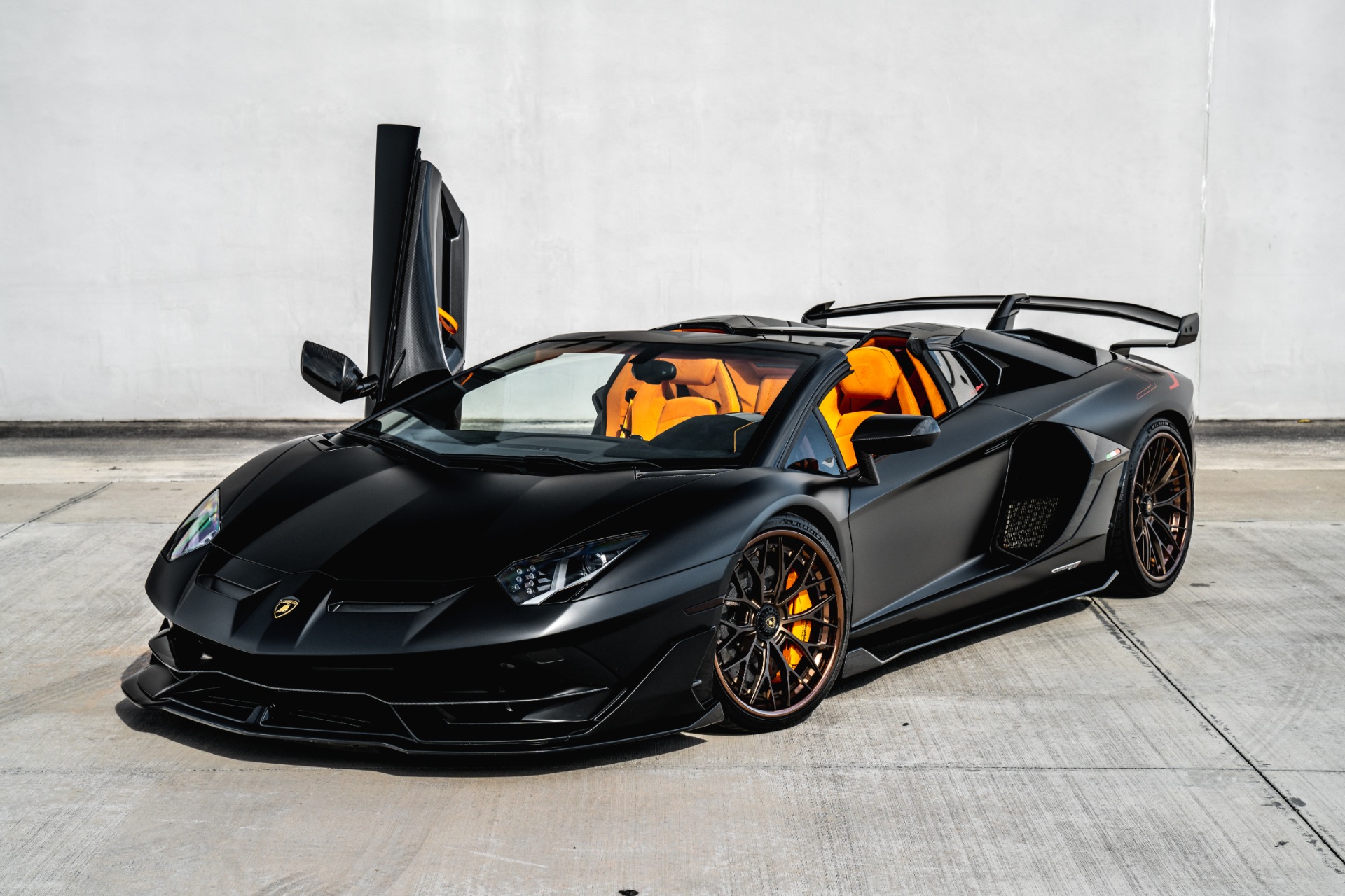 Lamborghini Aventador Matte Black Interior