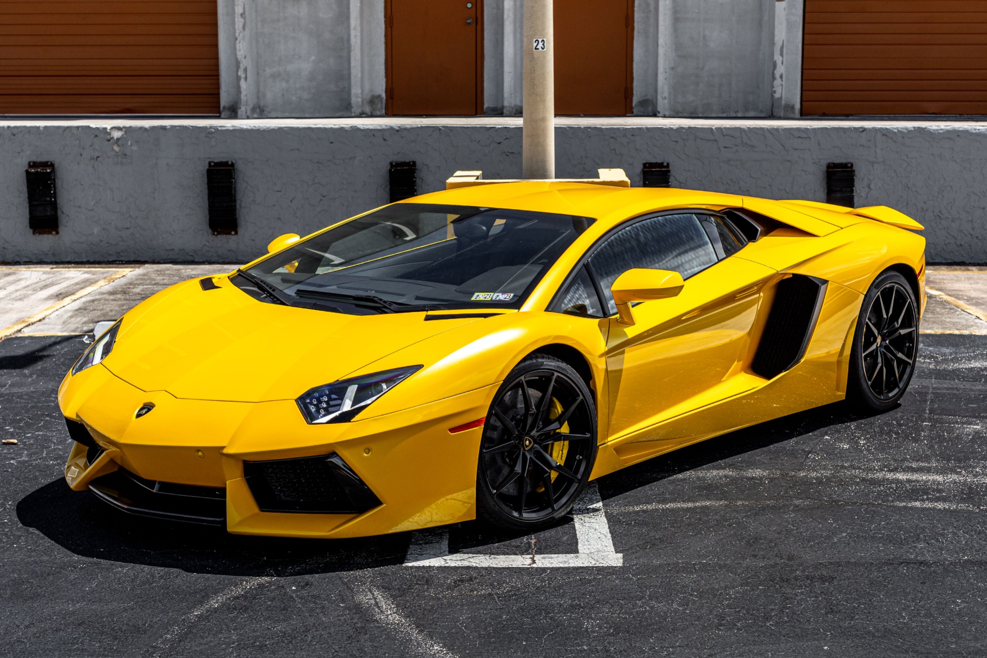 Modified Cars Lamborghini Aventador