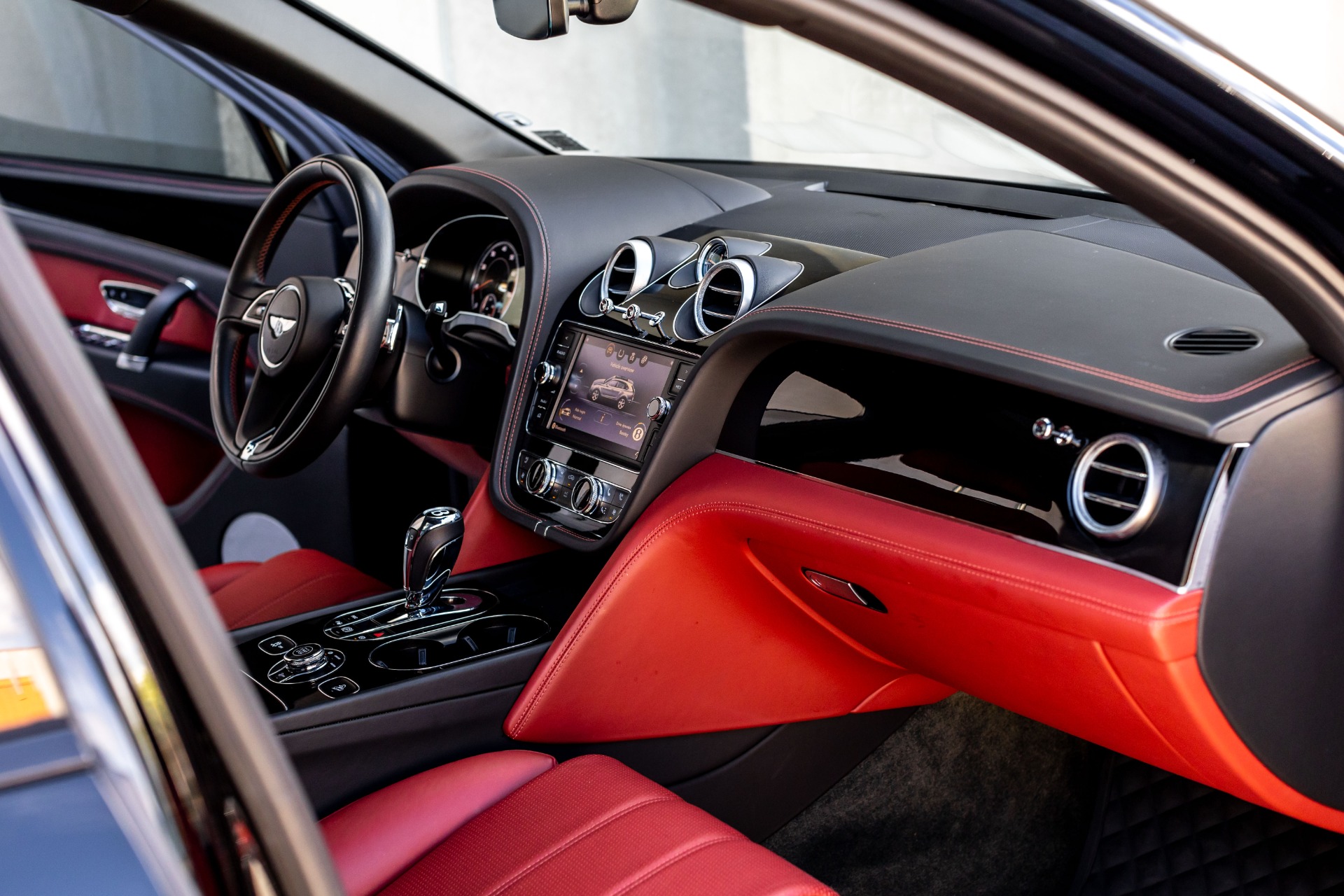 Bentley Bentayga Interior Colors | Cabinets Matttroy