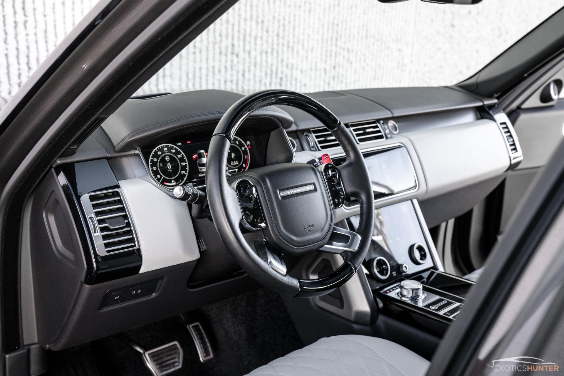Range Rover Interior 2019 | Cabinets Matttroy