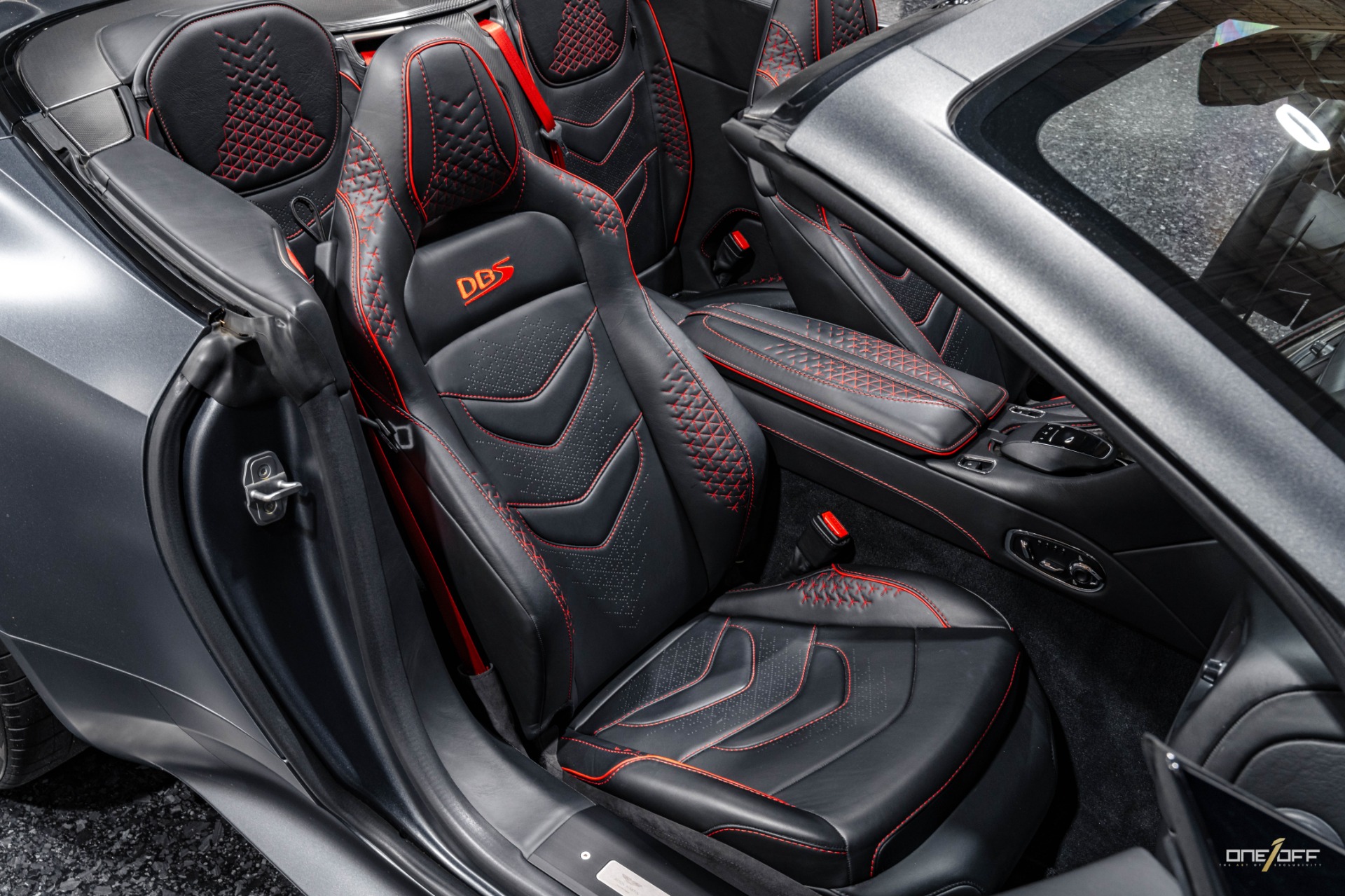 Aston Martin Dbs Interior