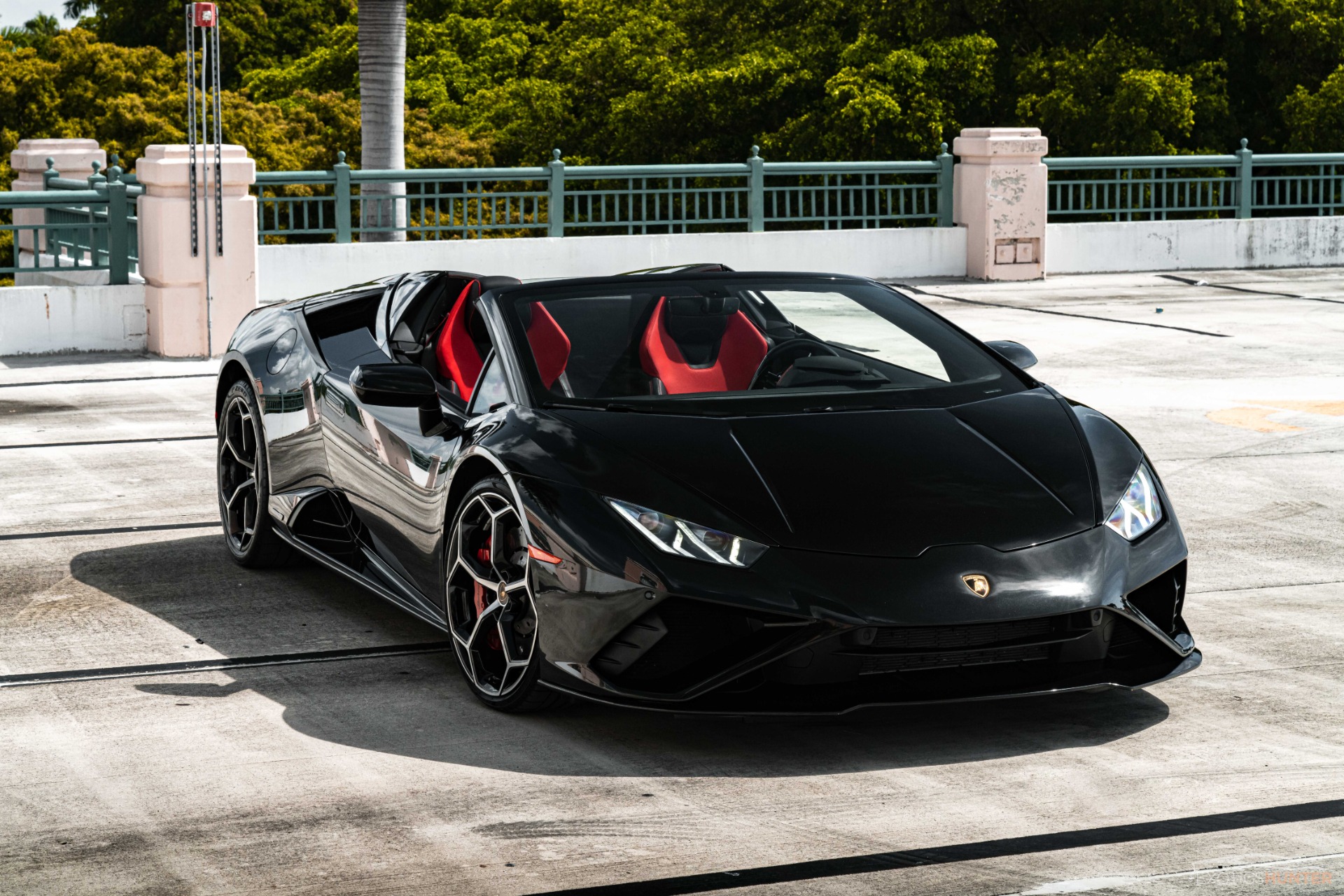 Lamborghini Huracan Black And Red