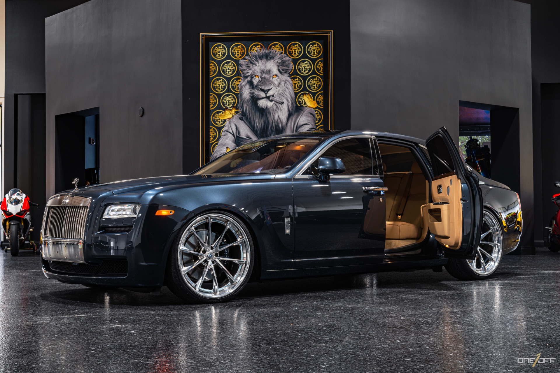Used 2014 Rolls-Royce Ghost 24in HRE Forged Wheels + Rear Seat ...