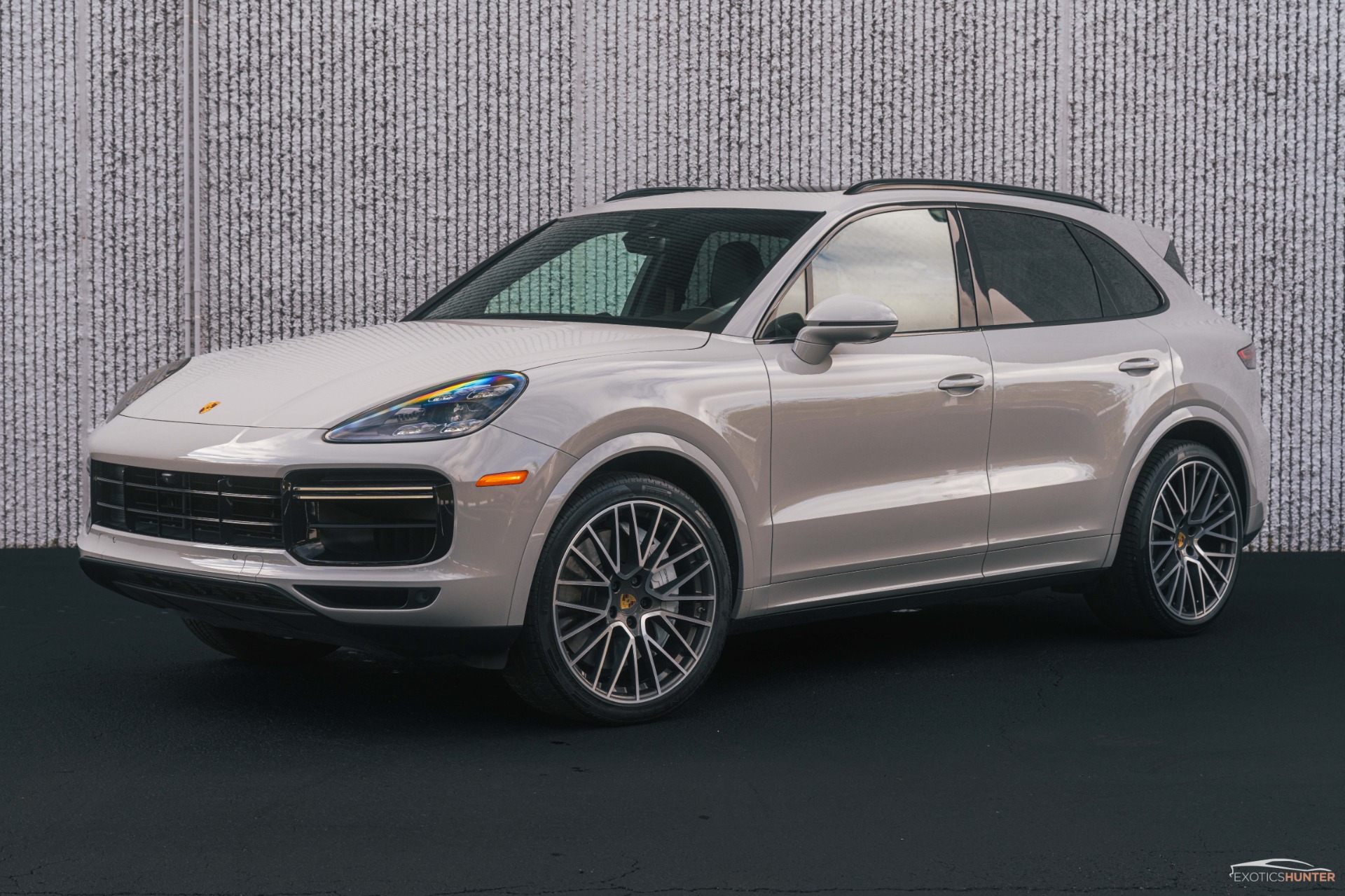 Used 2021 Porsche Cayenne Turbo w/ Premium Pack Plus + Sport Exhaust ...