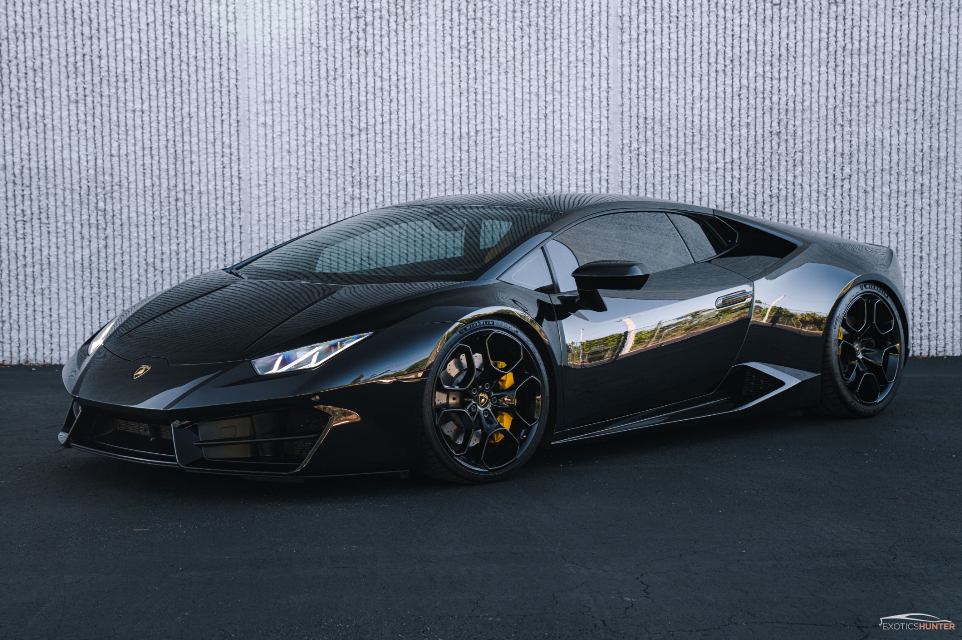Used 2017 Lamborghini Huracan LP 580-2 For Sale (Sold) | Exotics Hunter ...